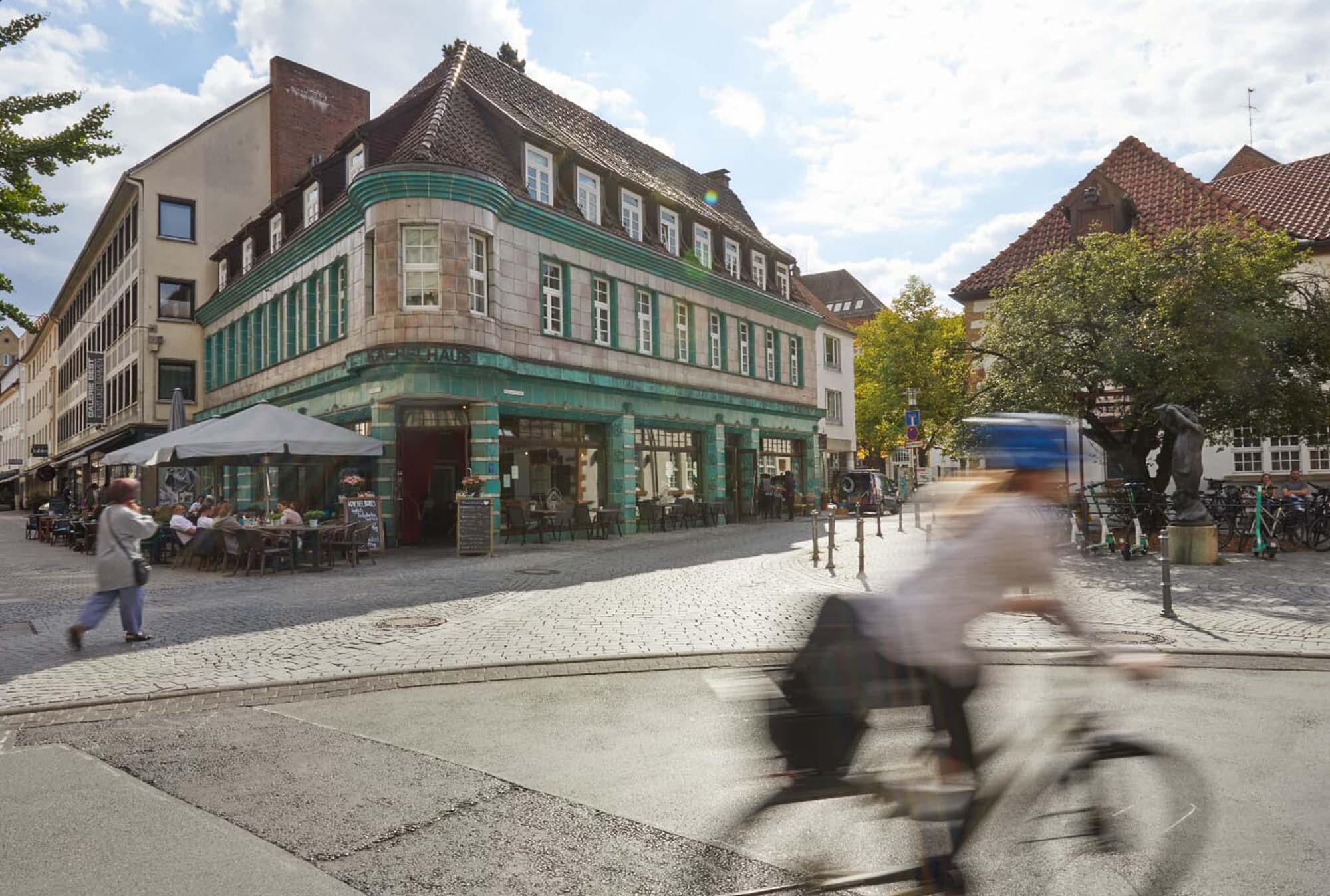 plazy | Bielefeld | Details | Kachelhaus