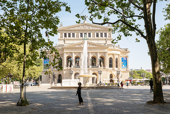 plazy | Frankfurt | Details | Alte Oper
